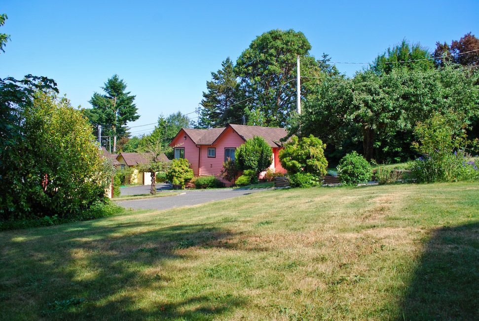 Rosebank Oceanfront Cottages Mill Bay Cowichan Valley British Columbia