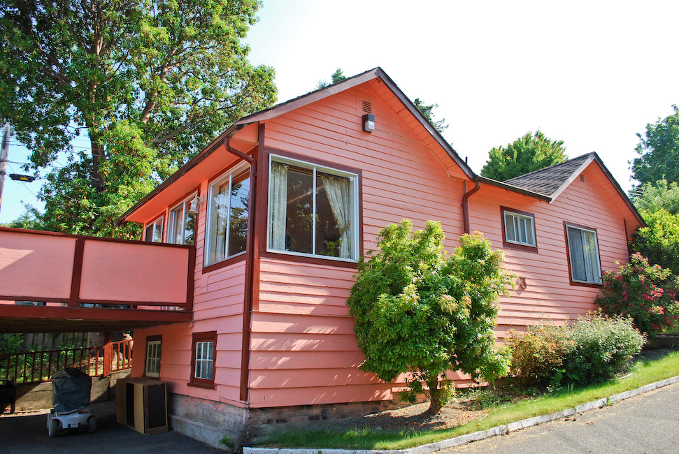 Rosebank Oceanfront Cottages Mill Bay Cowichan Valley British Columbia